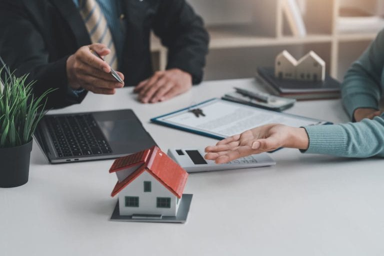 Real Estate Law: Legal Principles and Regulations